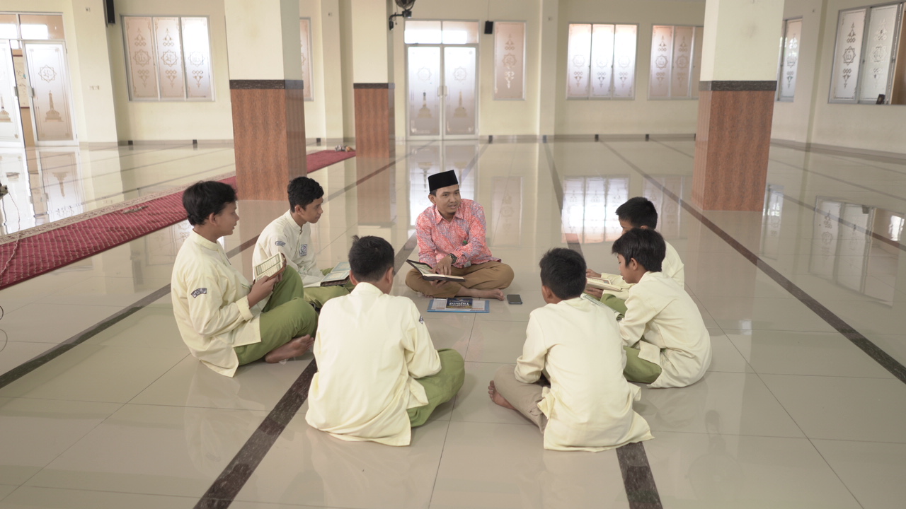 Kurikulum Berbasis Al-Qur'an Sebagai Kurikulum Inti di Sekolah Islam ...